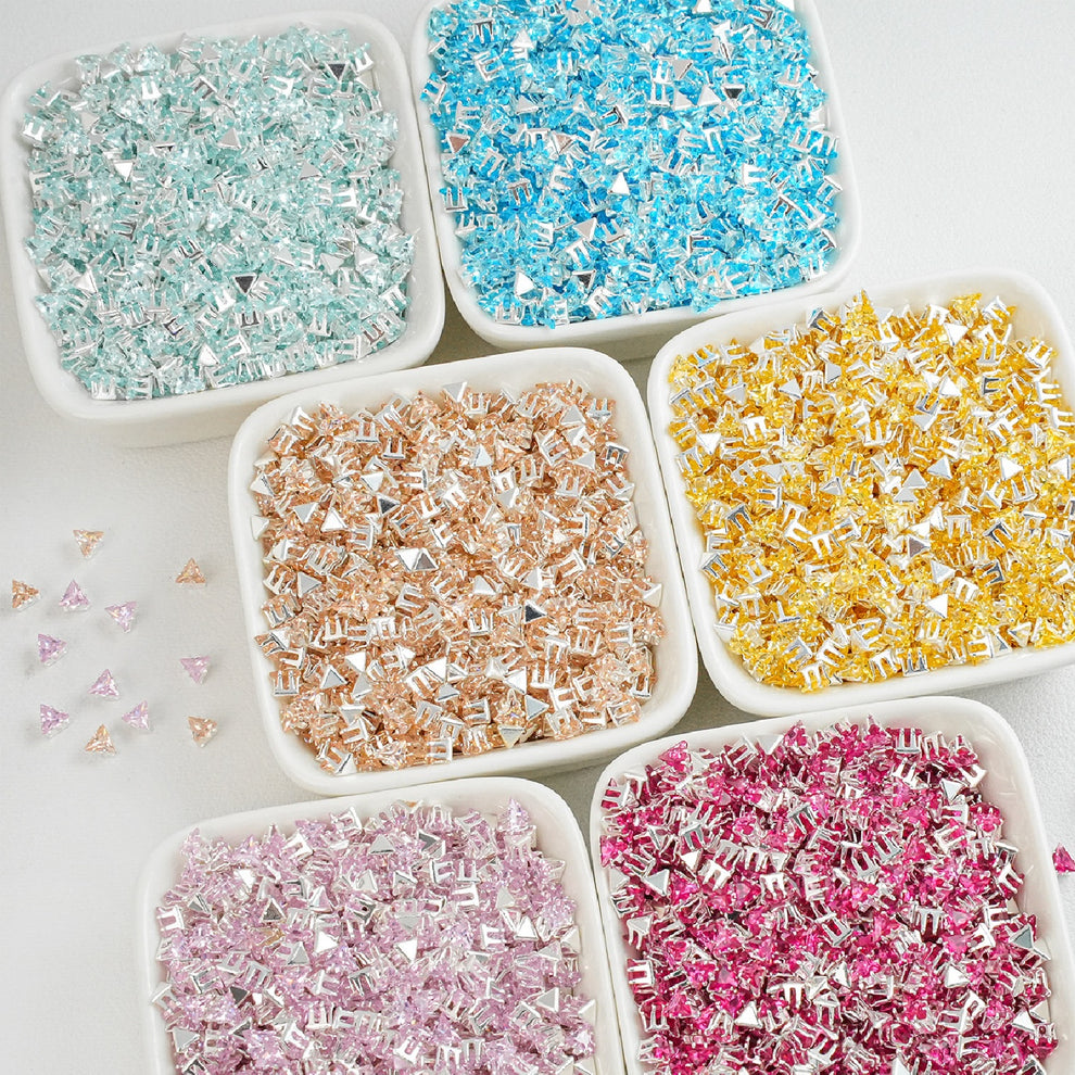 4mm Triangle Prong-Set CZ – girlglowdiy